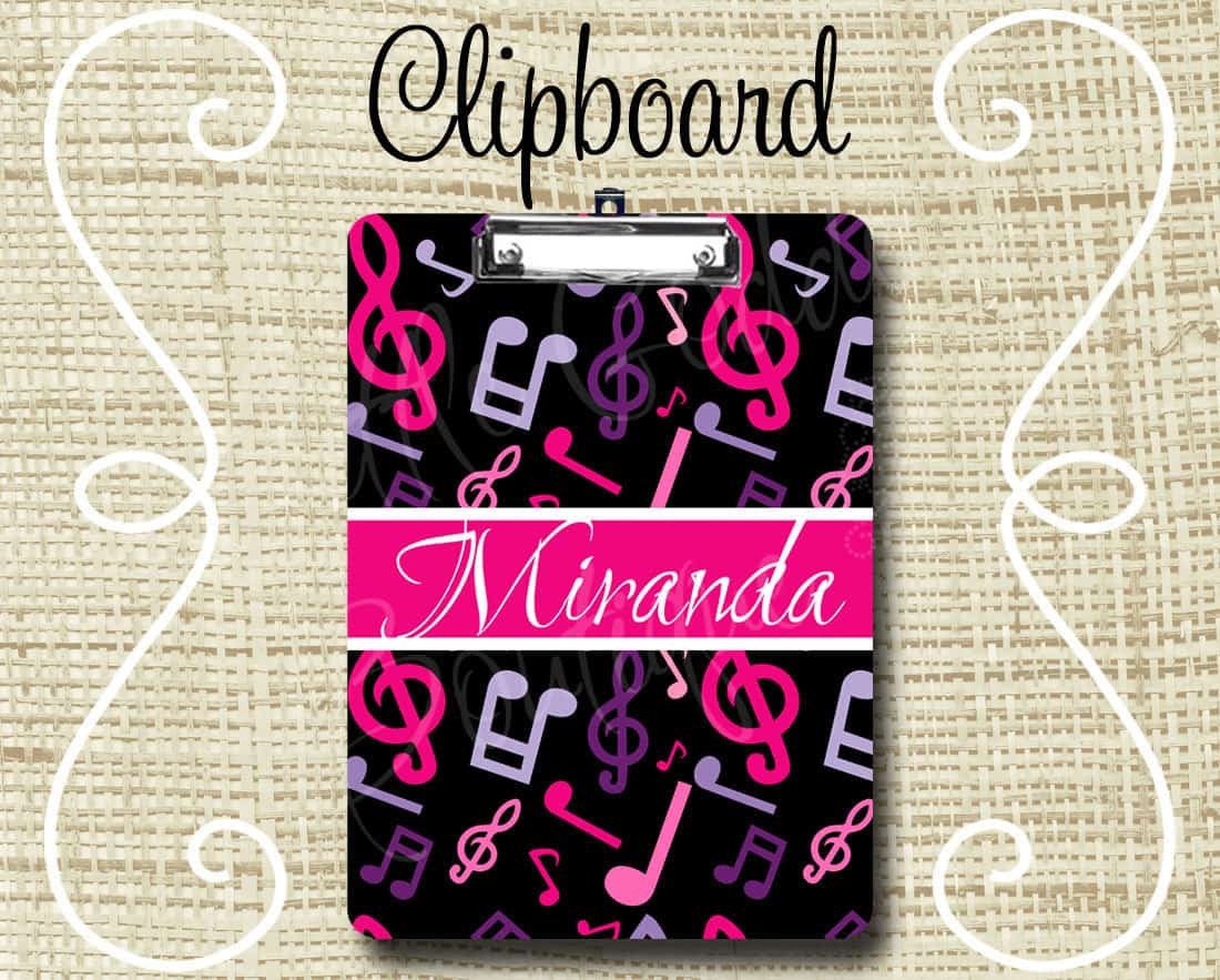 50+ Best Gifts For Singers Of All Ages & Genres In 2021 (+3 To Avoid)